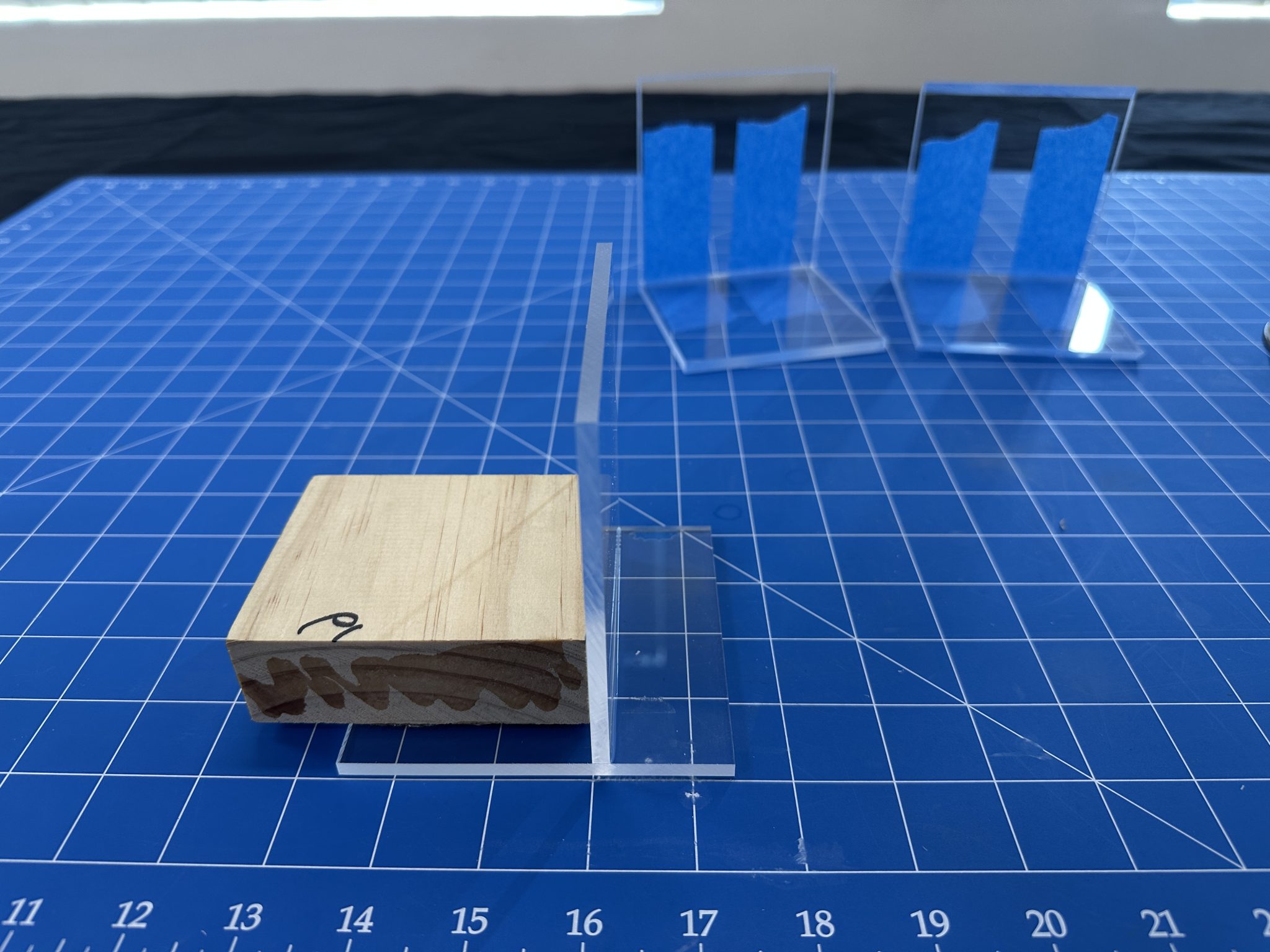 How To Glue Acrylic? | Acrylic Technologies Australia