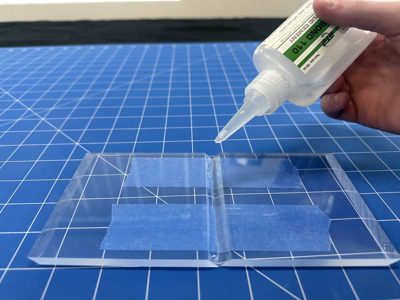 How To Glue Acrylic? | Acrylic Technologies Australia